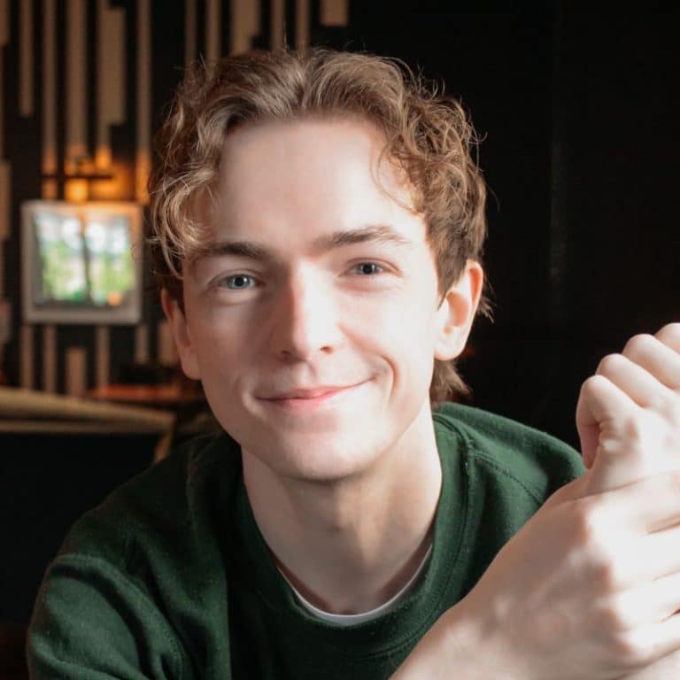 Gay Male Escorts For Kent | The Male Escort Agency UK